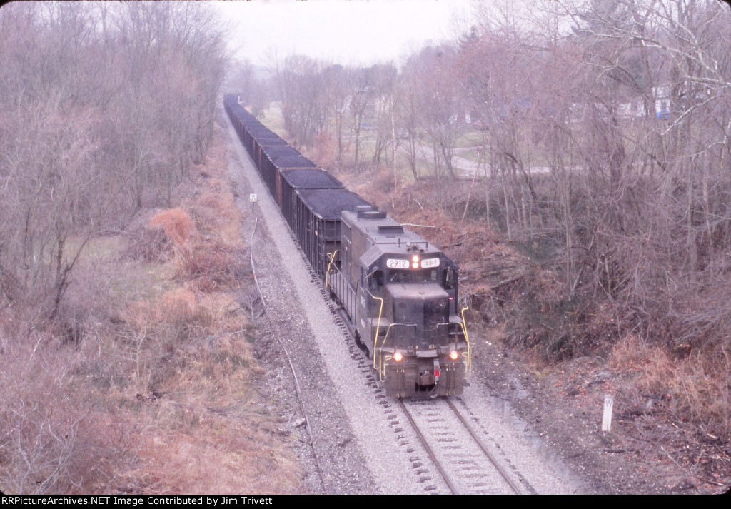 OHCR 2912 in the lead pulling towards Crooksville